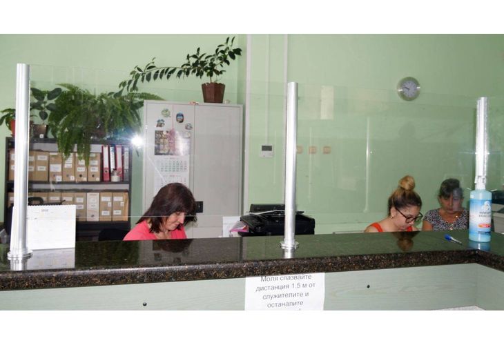 Центърът за административно обслужване при община Мездра стана на 20 години Zonanews Bg